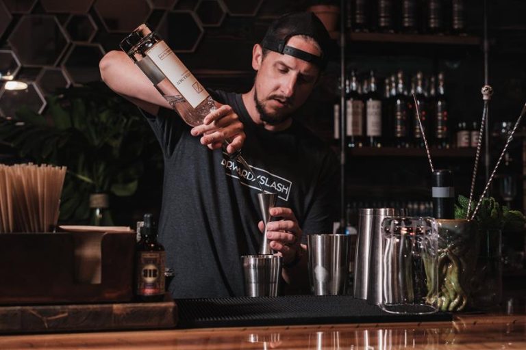Bartending Tutorials & Training, Bar Tricks, Drink Recipes & More ...